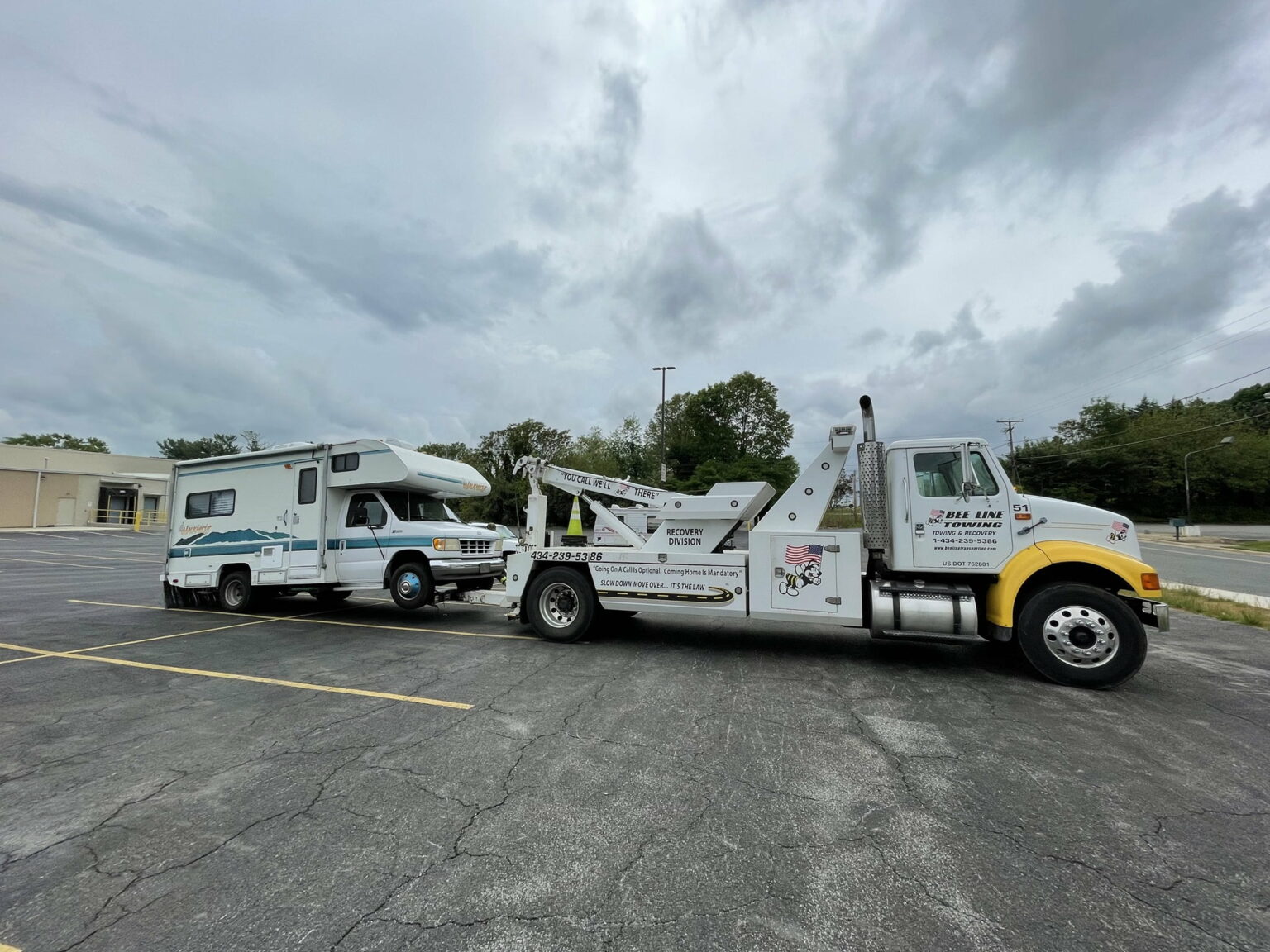 24/7 Heavy Duty Towing | Lynchburg VA | Bee Line Transport