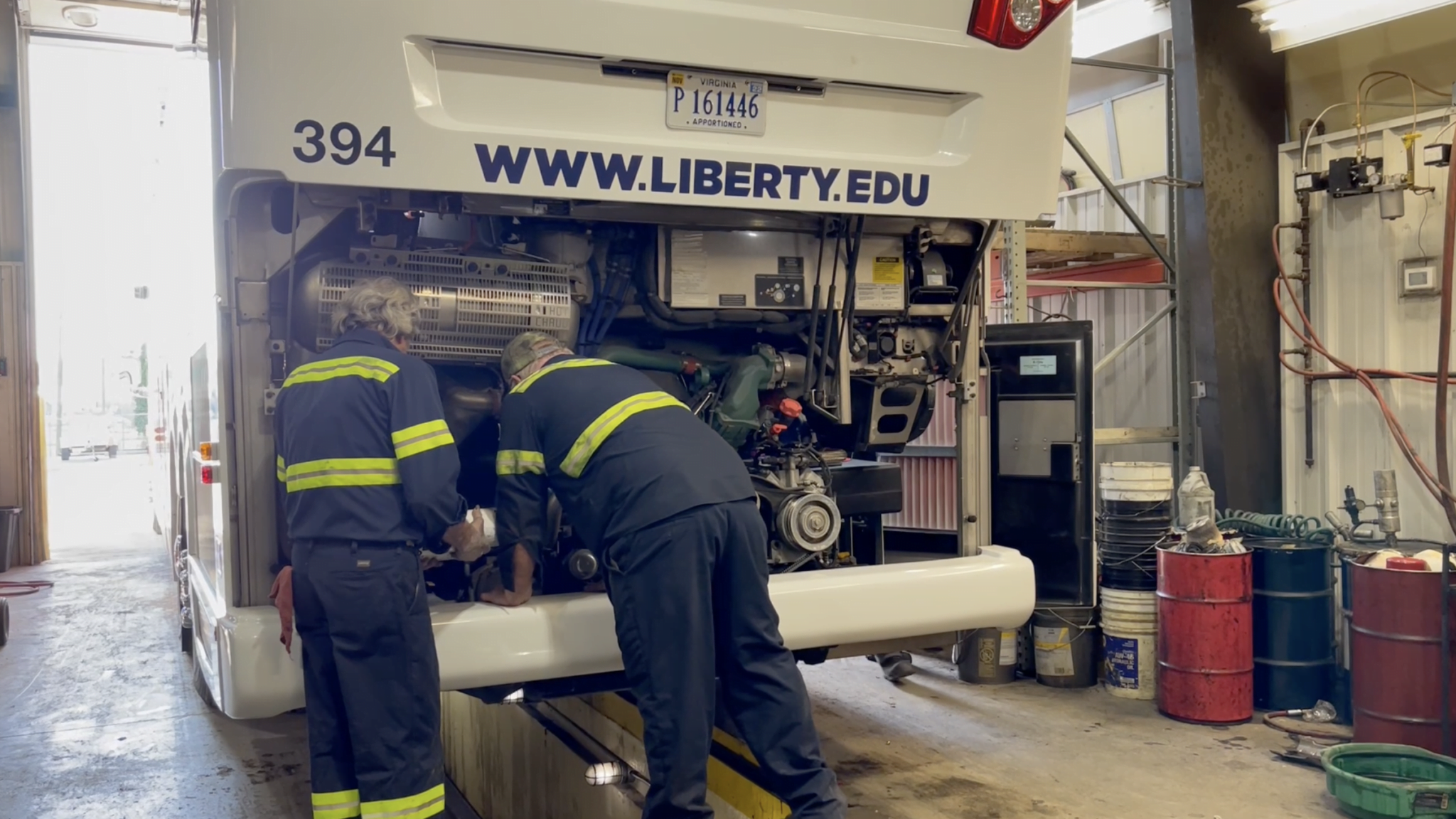 Diesel Truck Electrical Repair Services | Bee Line